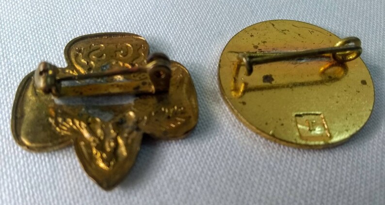 2 Vintage Girl Scout Pins 1960s Pressed Brass Pin & Older Gold-toned ...