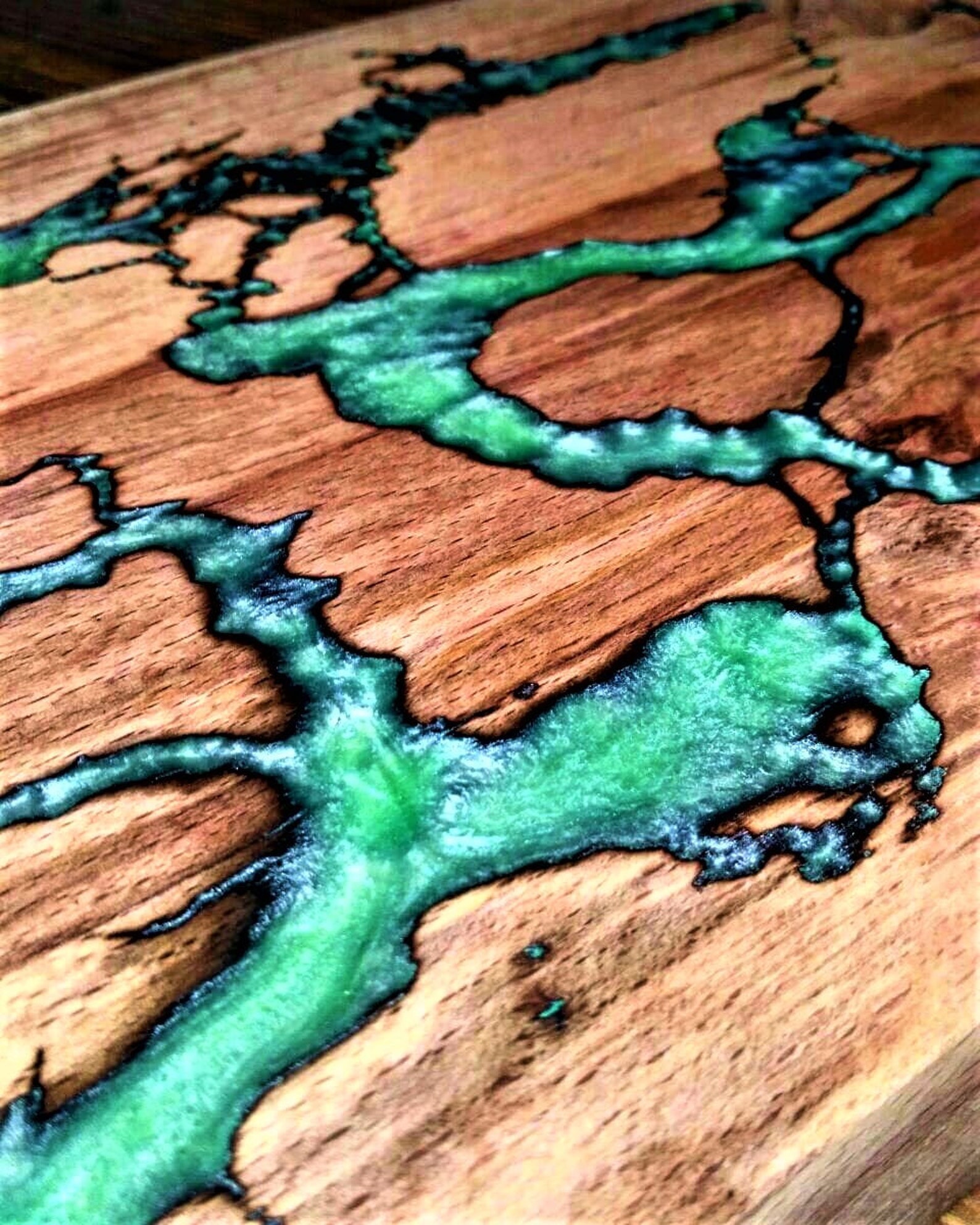 Epoxy Resin Board, Handcrafted River Board, Epoxy Resin, Wooden Serving ...