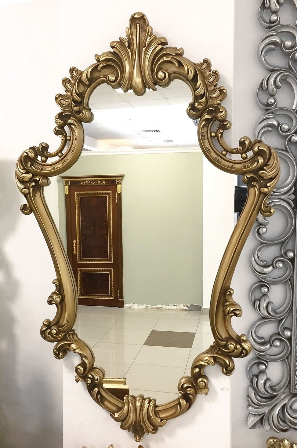 Timeless Elegance: Classic Gold Ornate Wall Mirror With Antique Wood ...
