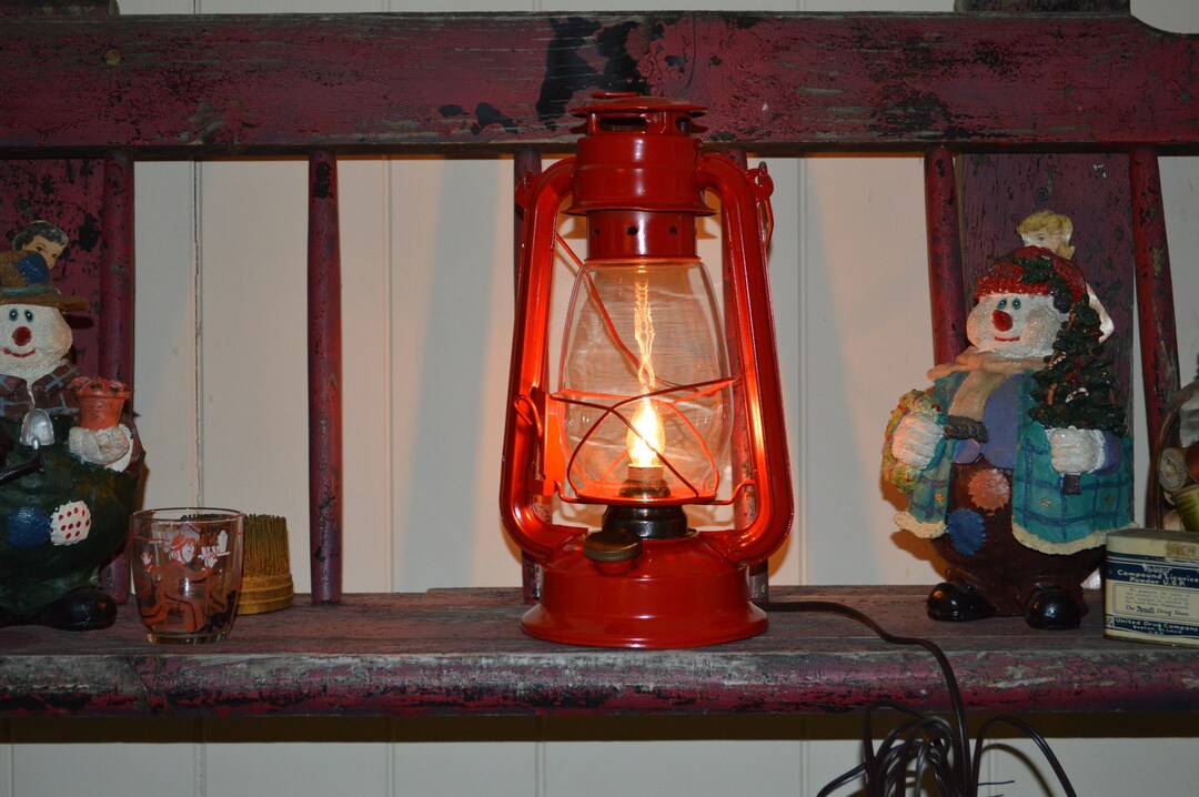 Vintage Upcycled Barn Oil Lamp Railroad Lamp Desk Lamp - Etsy