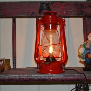 Vintage Upcycled Barn Oil Lamp Railroad Lamp Desk Lamp - Etsy