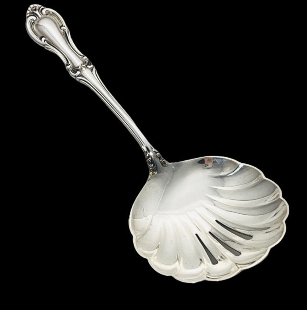 JOAN of ARC Bon Bon/nut Spoon by International Silver 4 5/8 Sterling ...