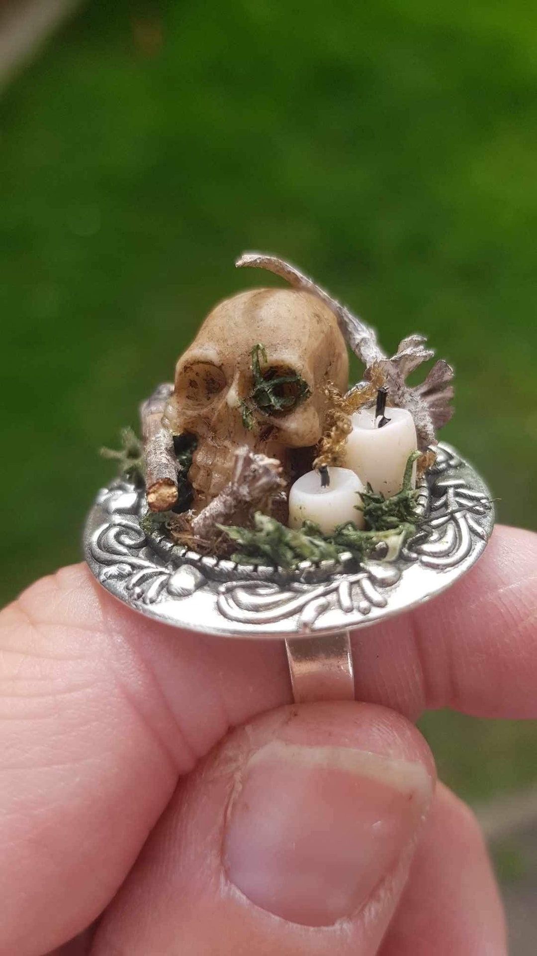 Miniature Halloween Shelf Unit With Accessories 1:12 Scale - Etsy