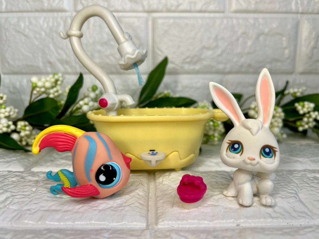 LPS White Bunny 3 With Blue Eyes 2004 and Angel Fish 884 - Etsy