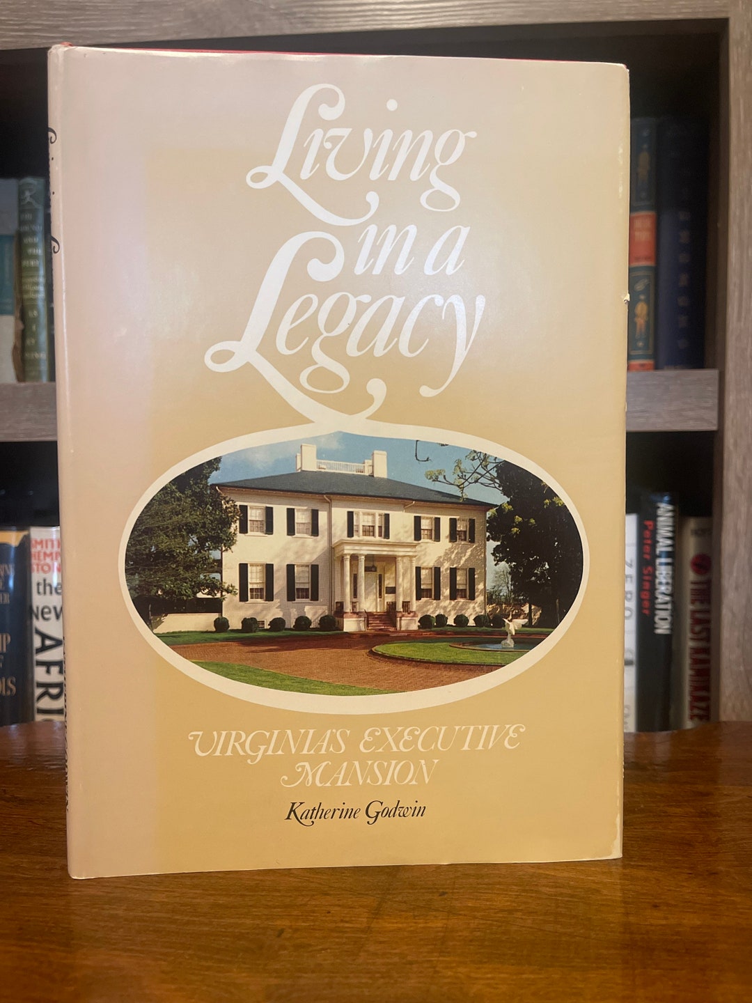 Living in a Legacy - Virginia’s Executive Mansion by Katherine Godwin ...