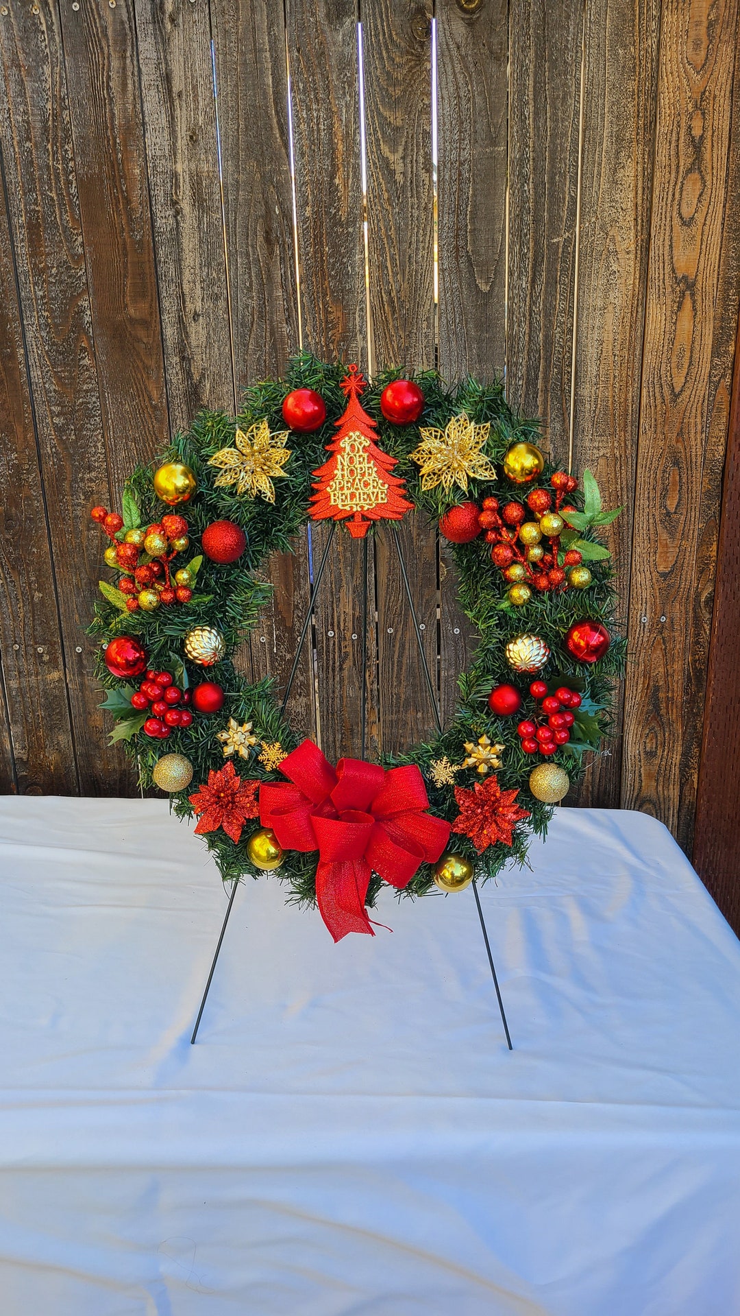 18” Red and Gold Cemetery Christmas Wreath, Graveside Wreath ...