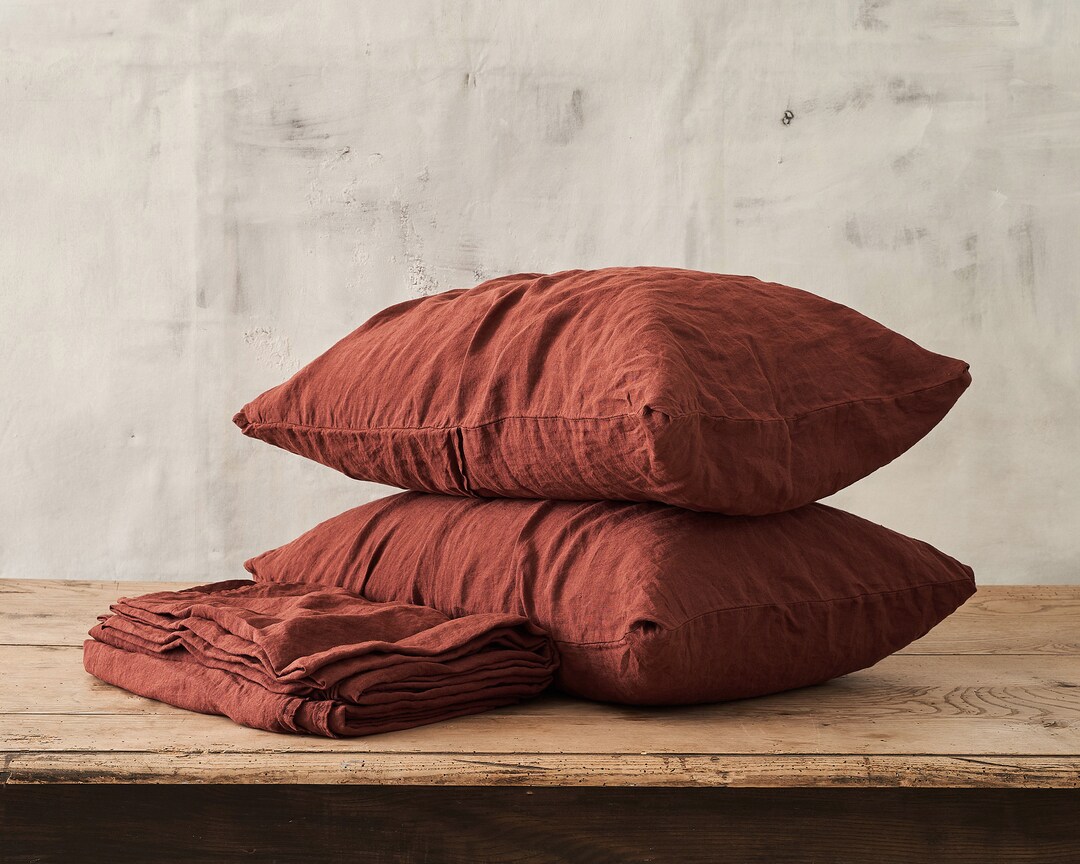 Wrinkled Linen Sheet Set: Flat Sheet and Pillow Covers - Full, Queen ...