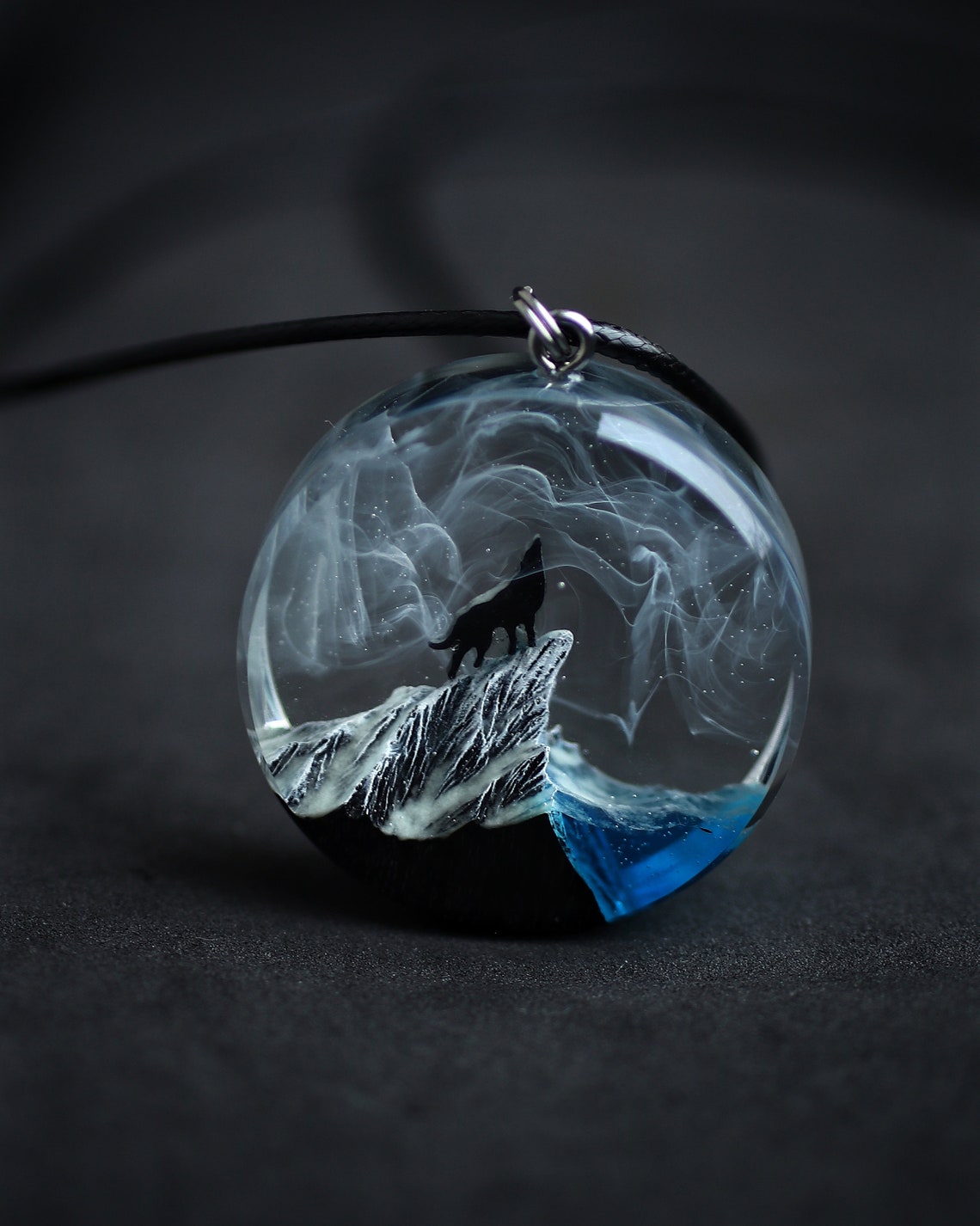 Wolf Pendant Wolf Accessory Resin Necklace Personalized - Etsy