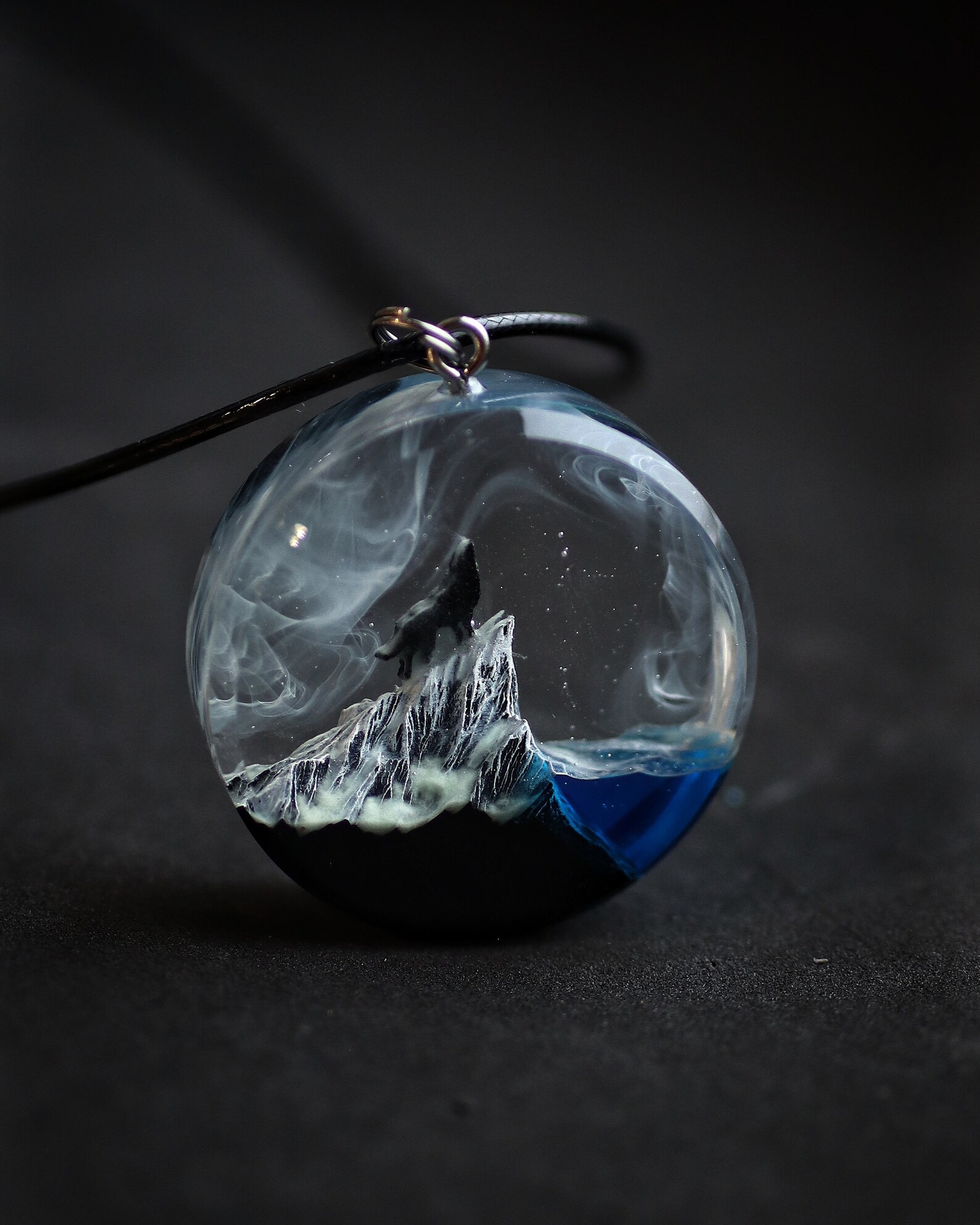 Wolf Pendant Wolf Accessory Resin Necklace Personalized - Etsy