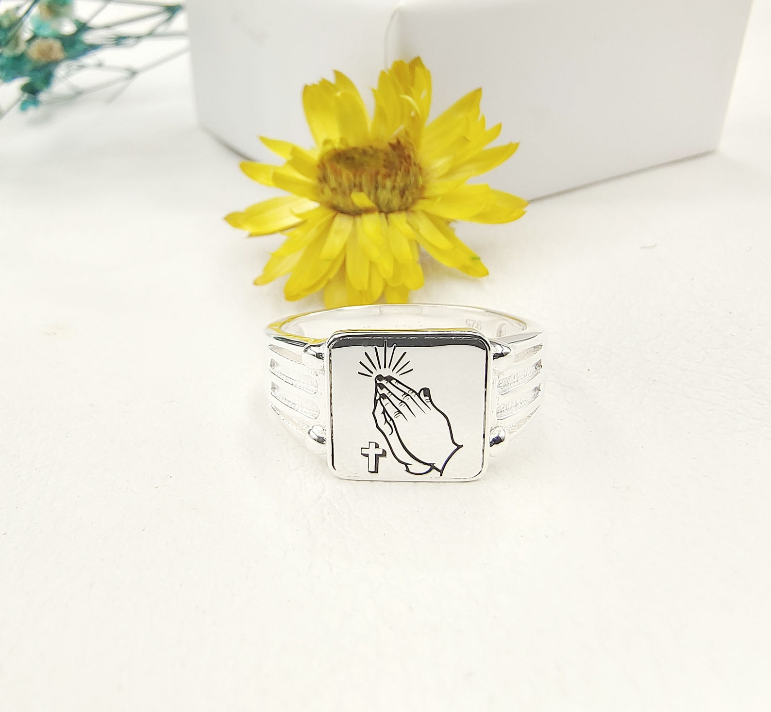 Praying Hands Ring 925 Sterling Silver Crucifix Signet Ring - Etsy