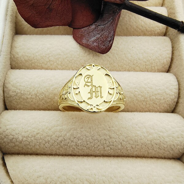 Monogram Signet Ring - Etsy