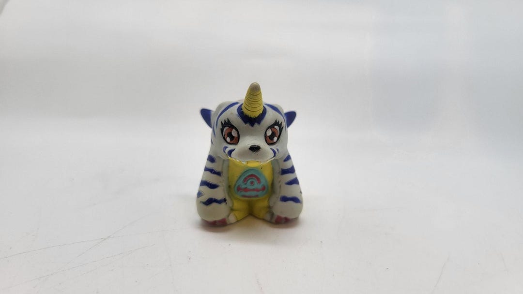 Gabumon Digimon Finger Puppet Kids Figure Bandai - Etsy