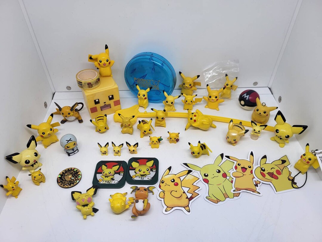 Pikachu Raichu Pichu Figures Toys Lot Tomy Bandai Pokemon Center #2 - Etsy