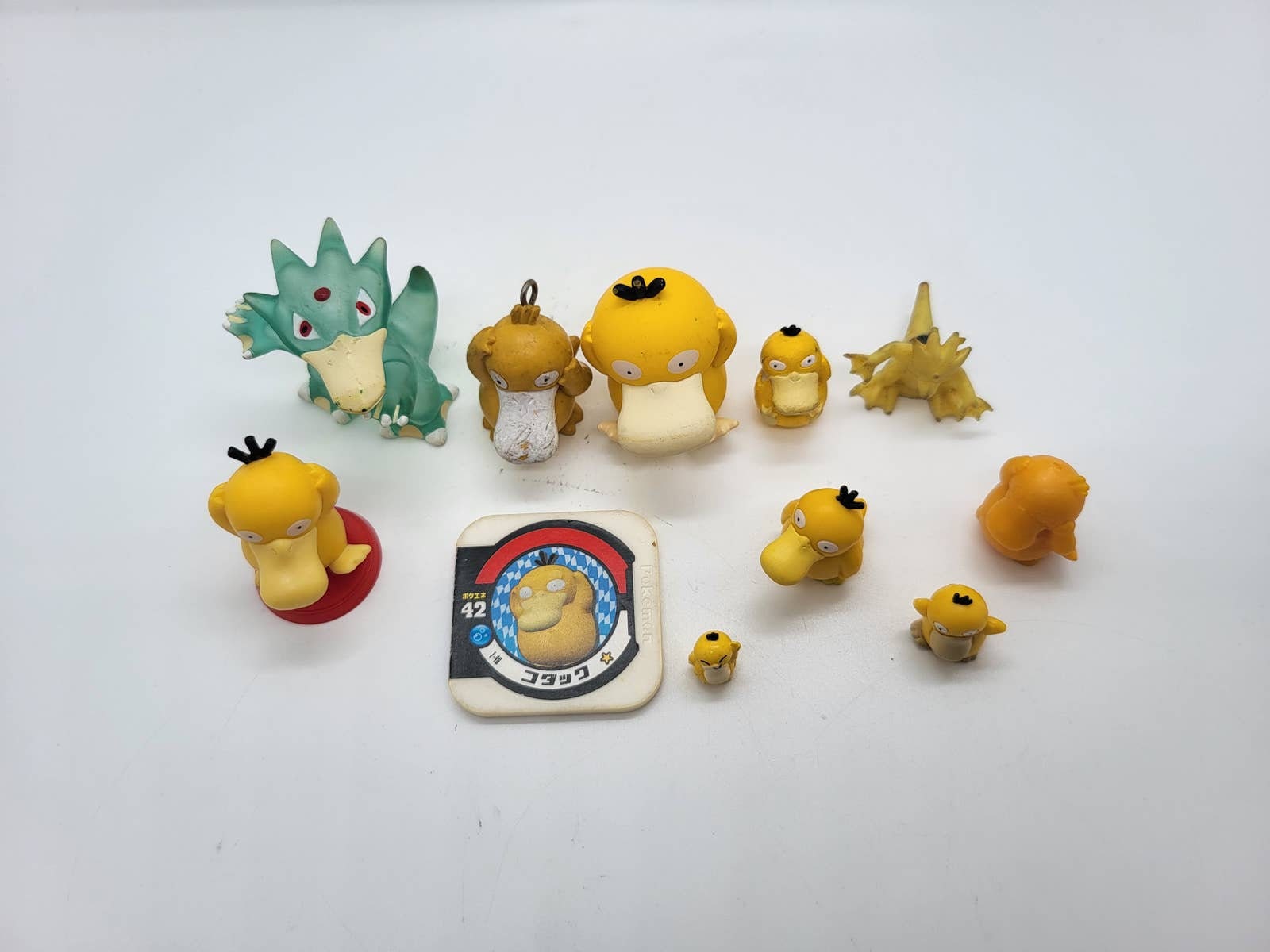 Psyduck Golduck Lot Figures Pokemon Center Tomy Bandai Coins Toys ...
