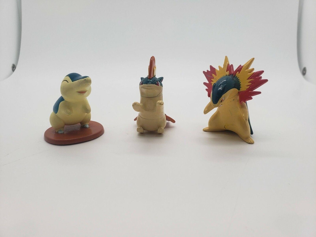 Cyndaquill Quilava Typhlosion Official Pokemon Center Figures TOMY #10 ...