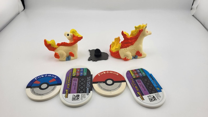 Ponyta and Rapidash Lot Figures Finger Puppet Coins Tomy Bandai Pokemon ...