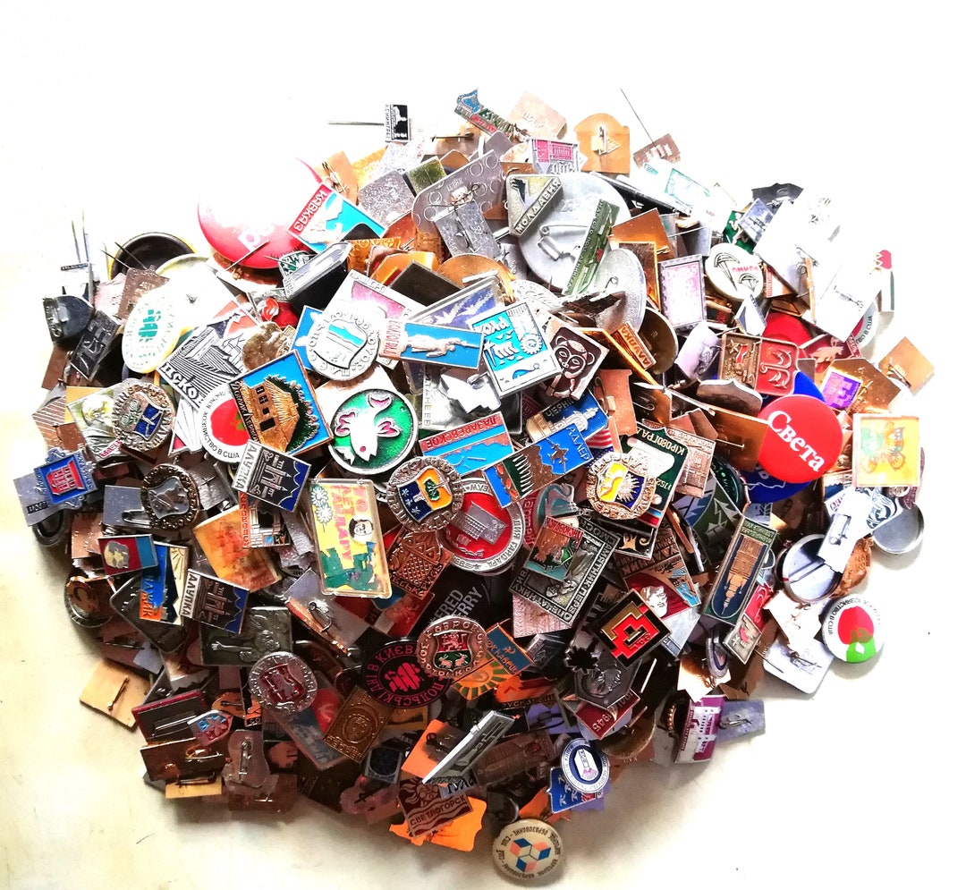 Soviet Pins Set, Set of 25 Vintage Metal Pins, Vintage Badges ...