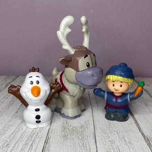 Fisher Price Little People Disney Frozen Kristoff, Sven, and Olaf ...