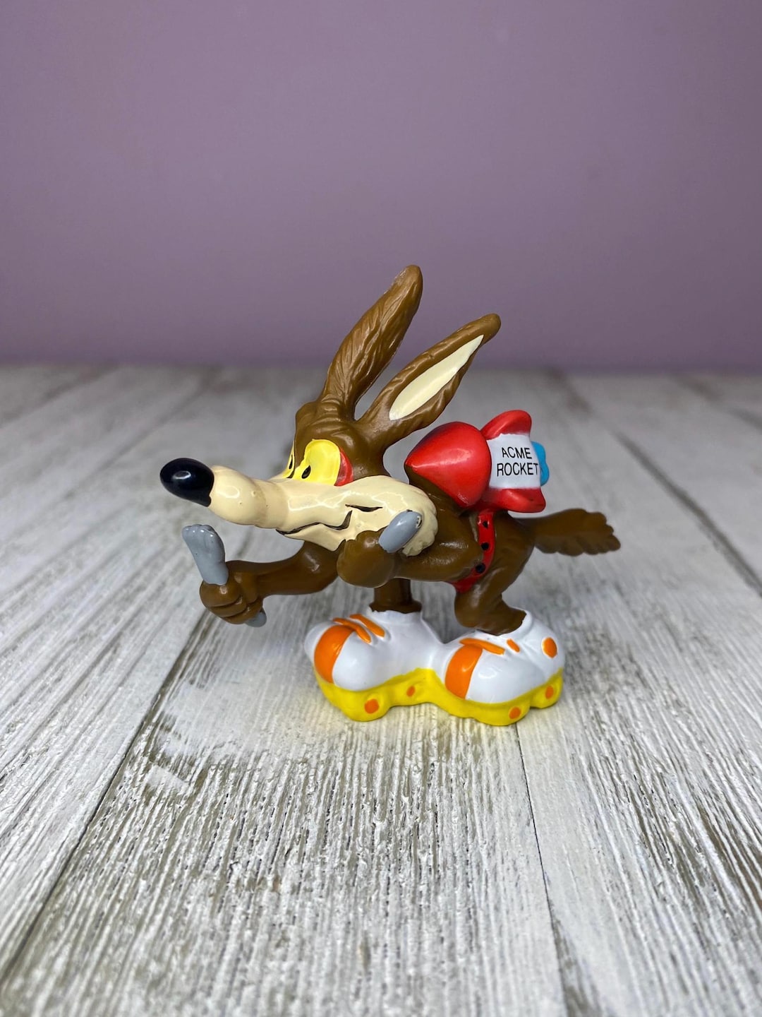 Vintage Looney Tunes Wile E Coyote Acme Rocket 2.5” PVC Figure Cake ...