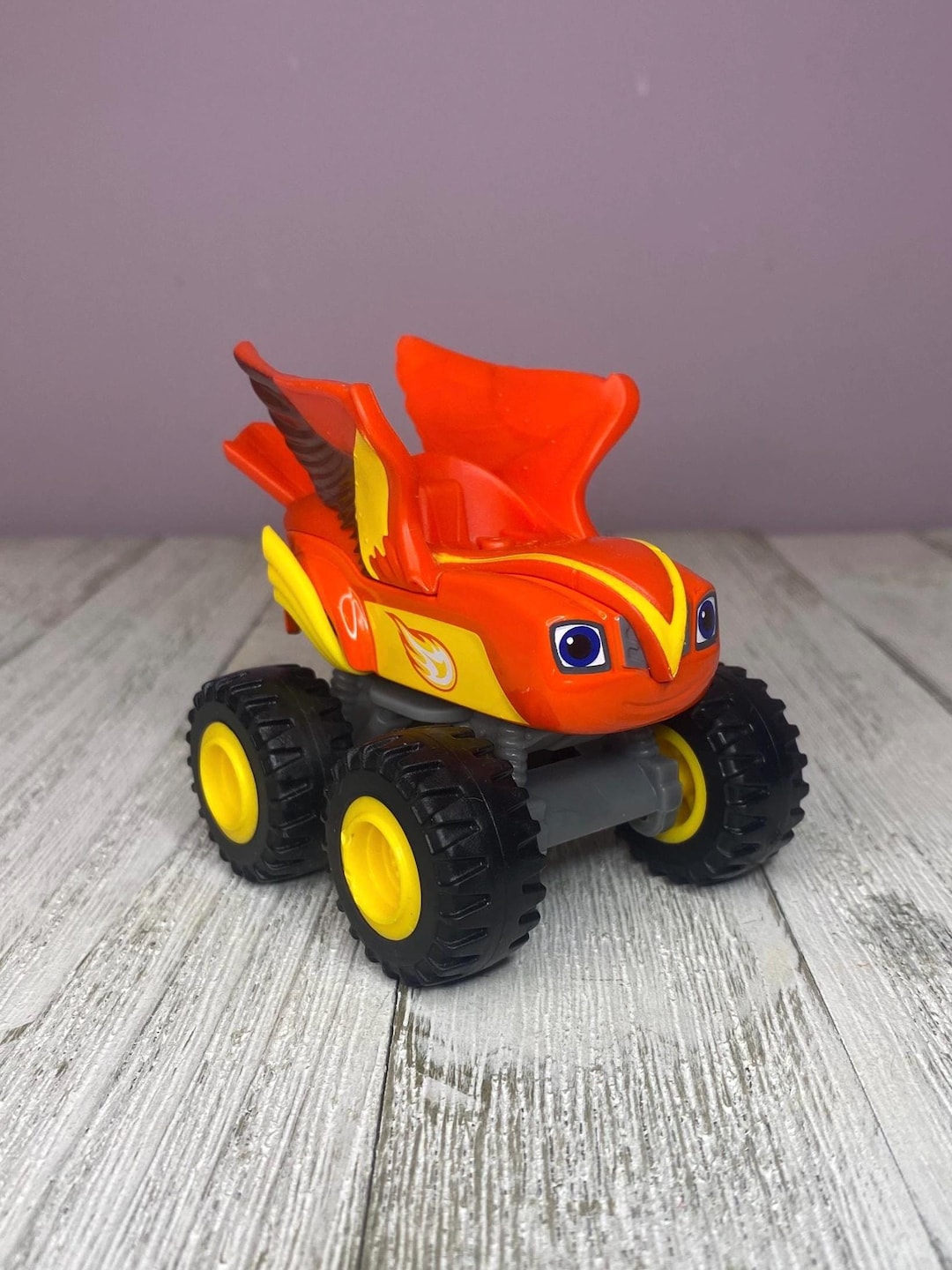 Blaze and the Monster Machines Wild Wheels Falcon Blaze Diecast Vehicle ...