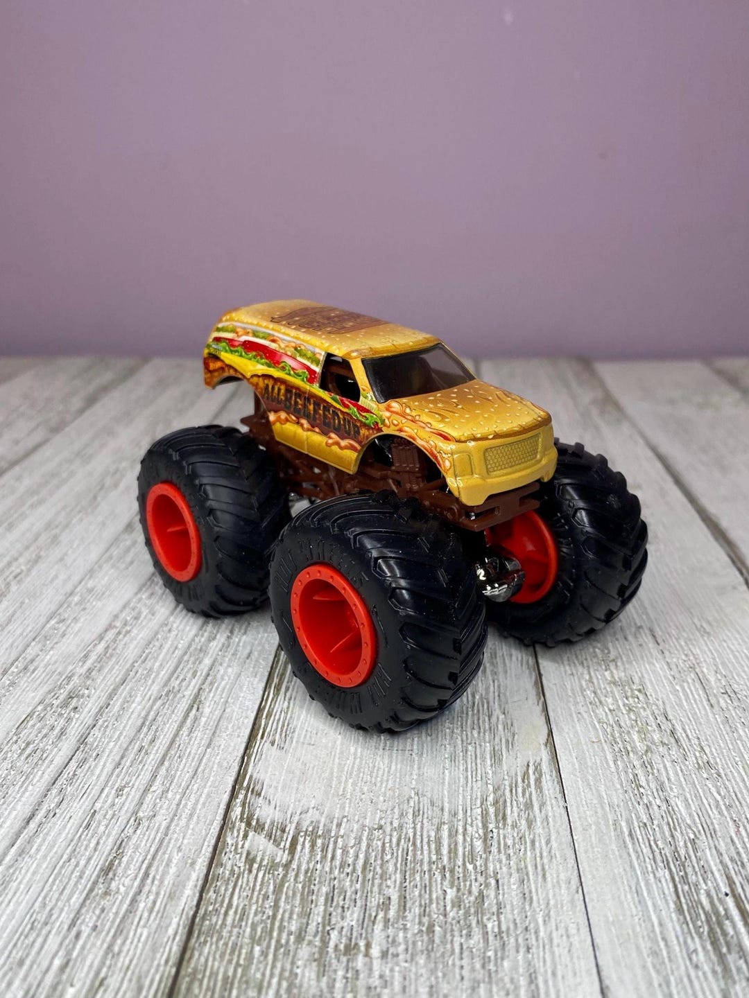 Hot Wheels “all Beefed Up” Hamburger Design Giant Wheels Metal Monster ...