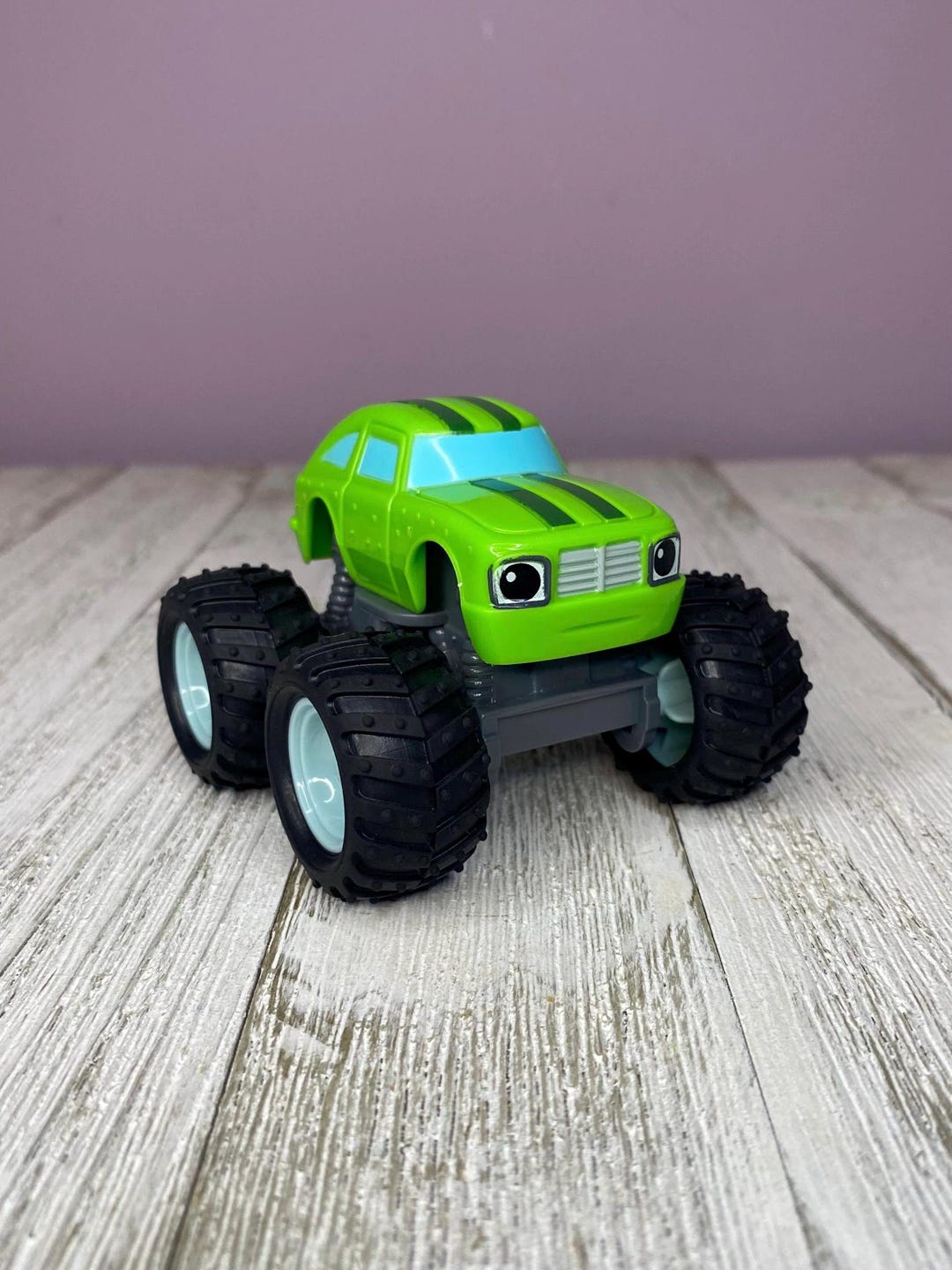Blaze and the Monster Machines Pickle Plastic Vehicle (nickelodeon ...