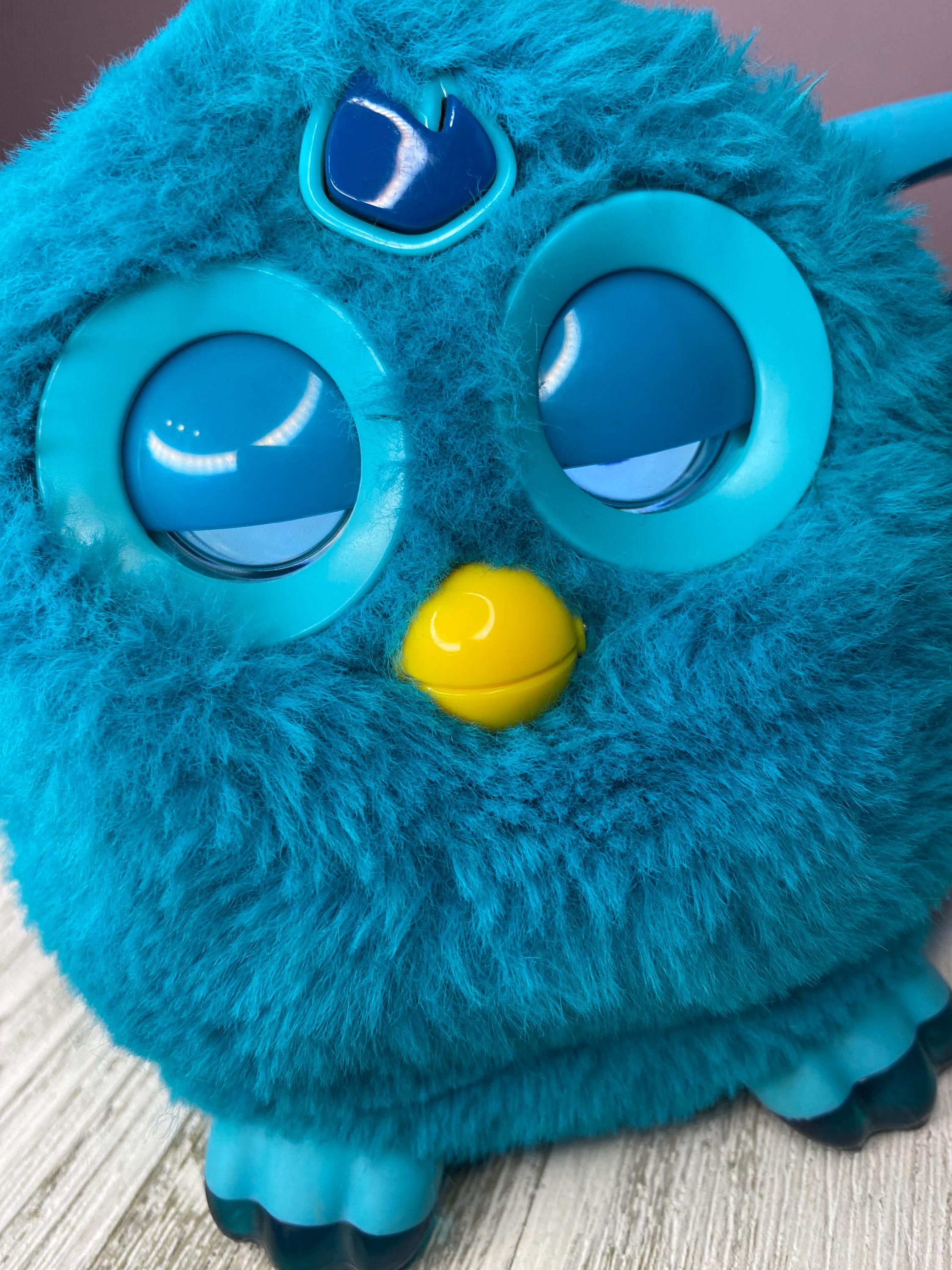 Furby Connect Teal 2016 Hasbro (not Working Properly, Eyes Won’t Open ...