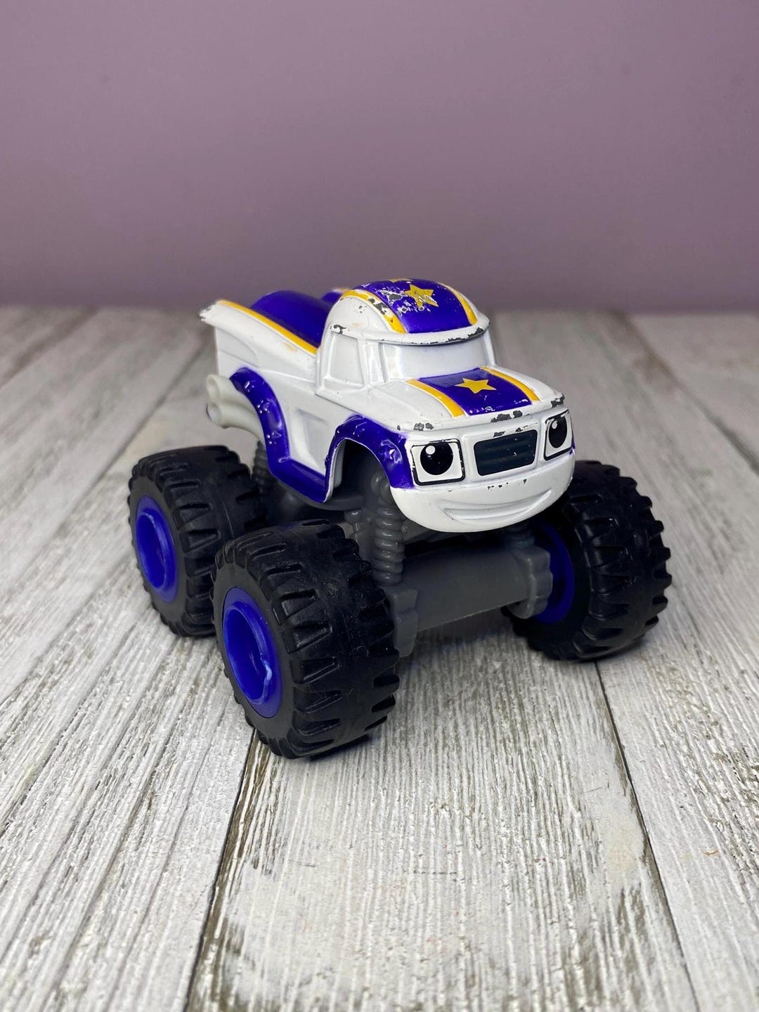 Blaze and the Monster Machines Darington Truck Diecast Vehicle (nick Jr ...