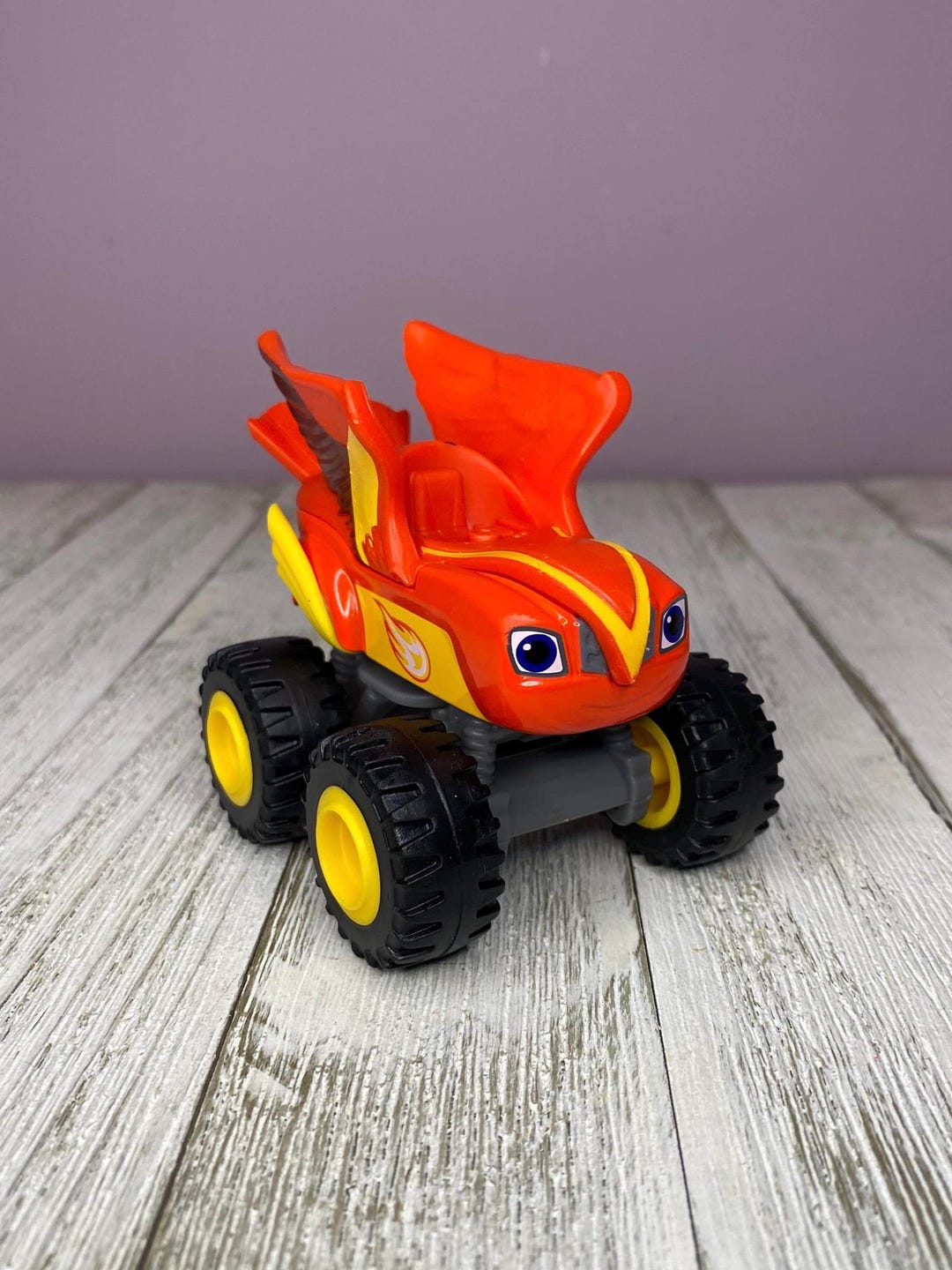 Blaze and the Monster Machines Wild Wheels Falcon Blaze Diecast Vehicle ...