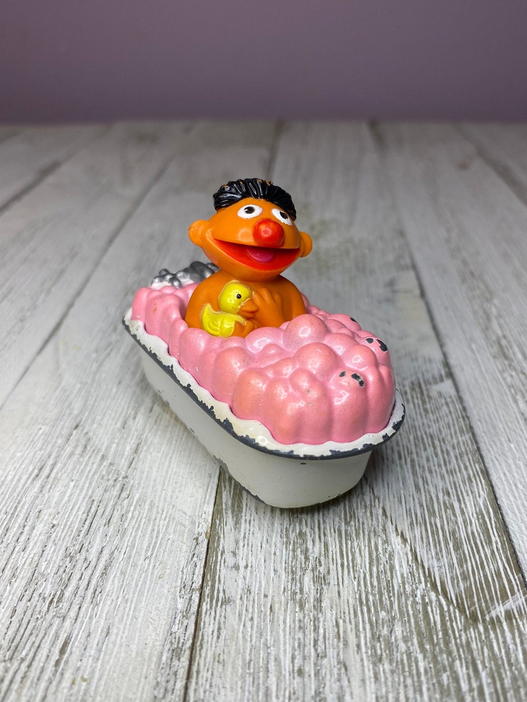 Sesame Street Ernie in Bathtub Bubble Bath 2.5” Diecast Metal Vehicle ...