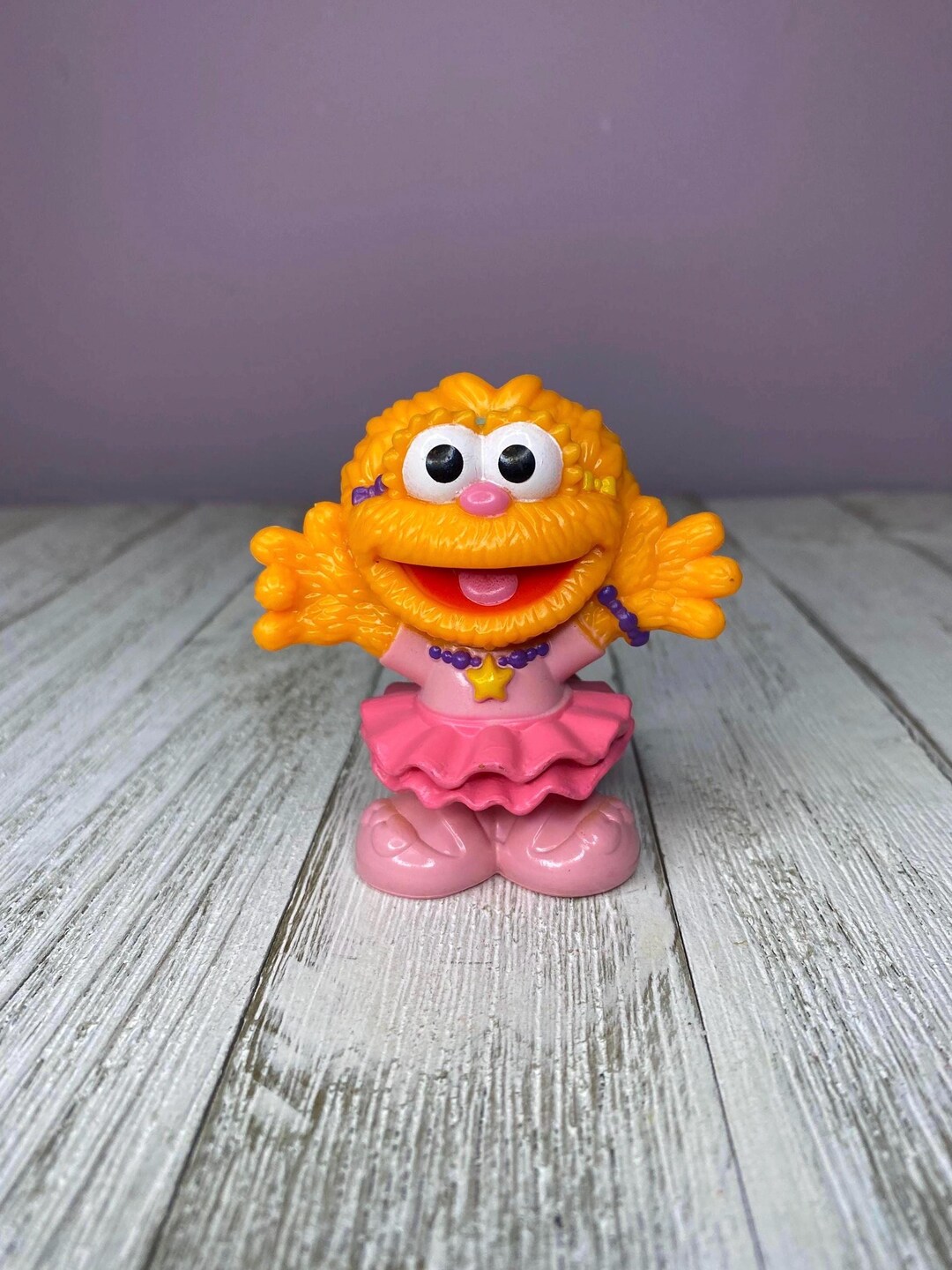 Sesame Street Zoe 2.75” PVC Figure Cake Topper (sesame Workshop Hasbro ...