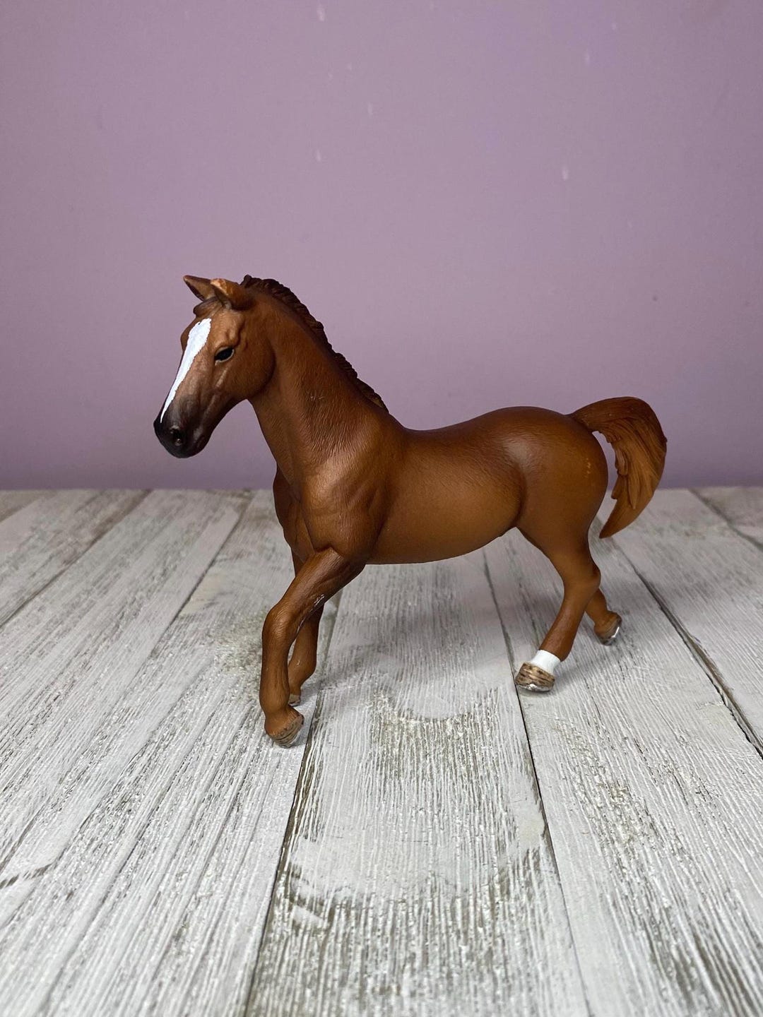 Schleich Horse Chestnut Trakehner Stallion 5.5” Figure 2013 (flaws/see ...