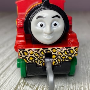 Thomas and Friends Push Along Victor 2.5 Metal Train African Design ...
