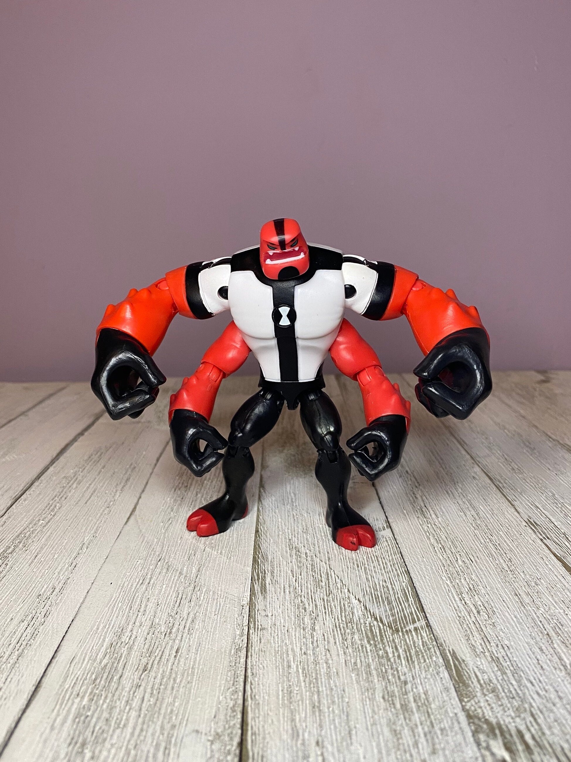 Ben 10 Four Arms Toy