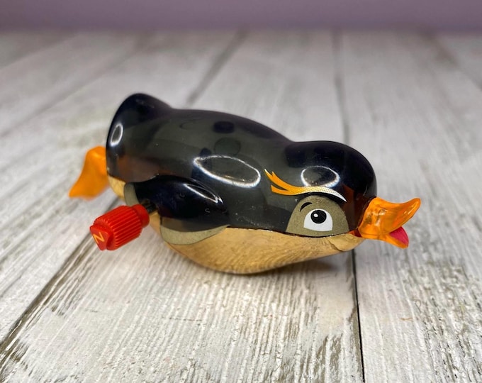 Tomy Wind up Penguin 2.5” Wind-up Plastic Toy (working Condition) See ...
