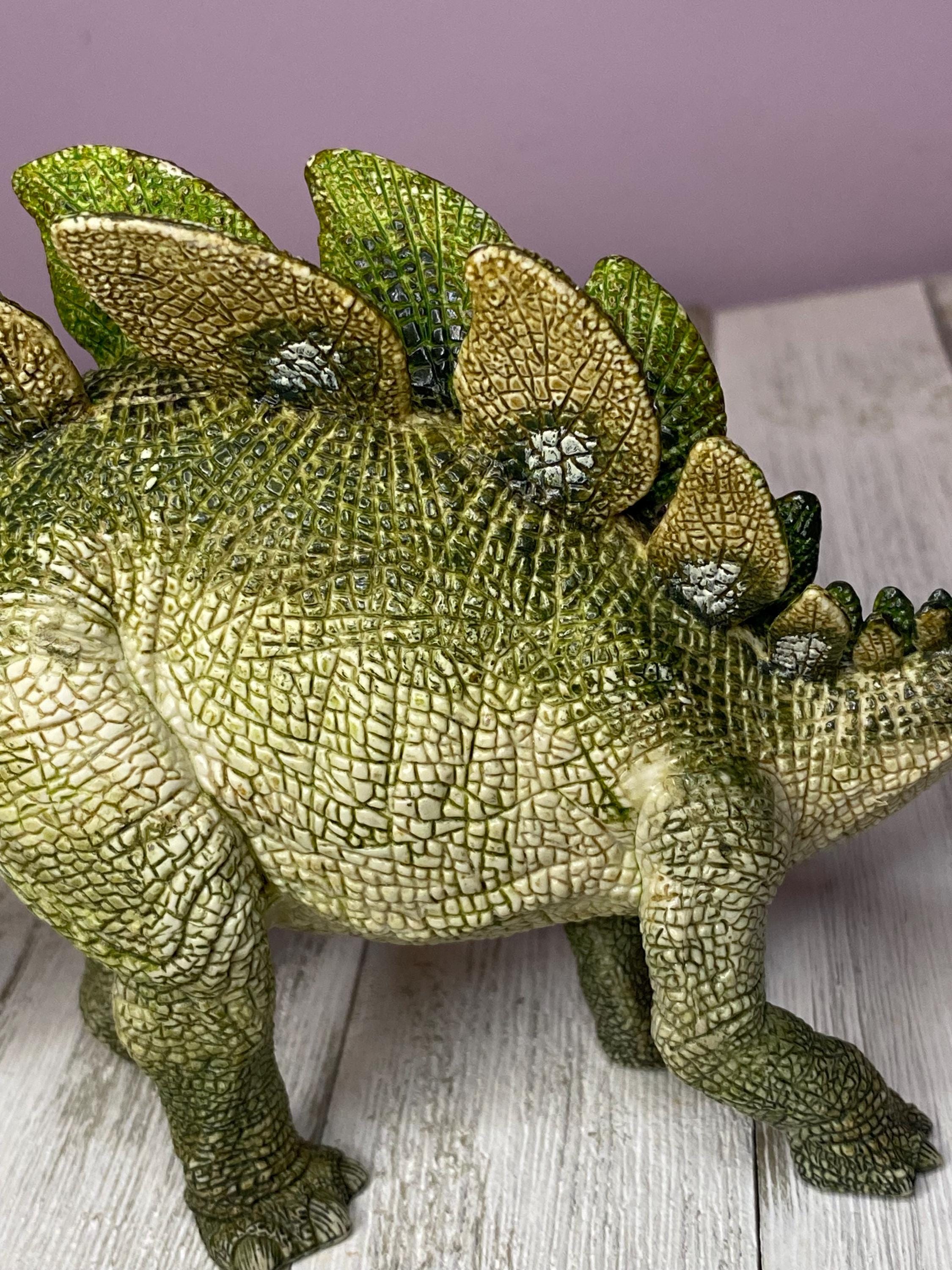 PAPO Stegosaurus Dinosaur 8” Figure Figurine Model (2005 PAPO) Flaws ...