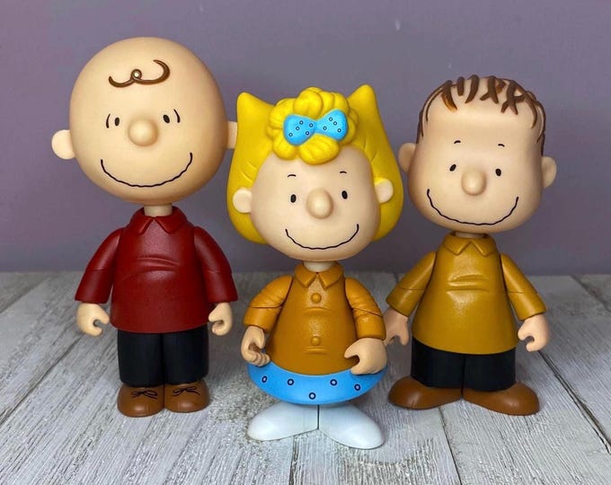 Peanuts Charlie Brown, Sally, Linus 5” Jointed Figures A Charlie Brown ...
