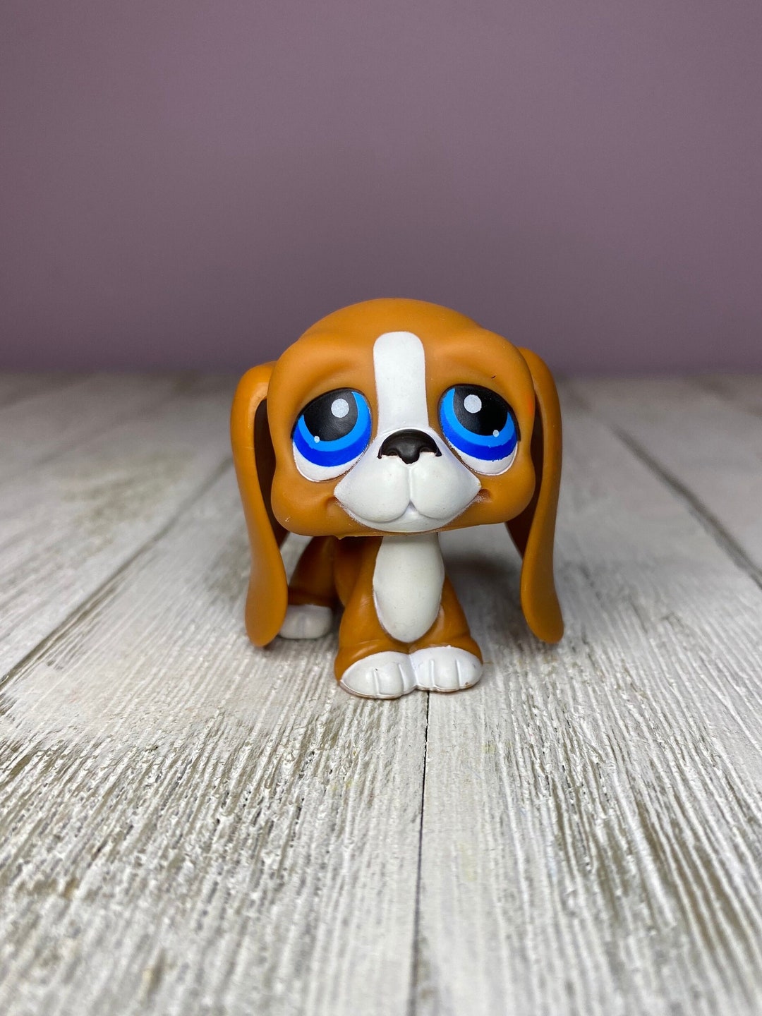 LPS 222 Basset Hound W/blue Eyes, LPS Dog 2006 Hasbro Littlest Pet Shop ...