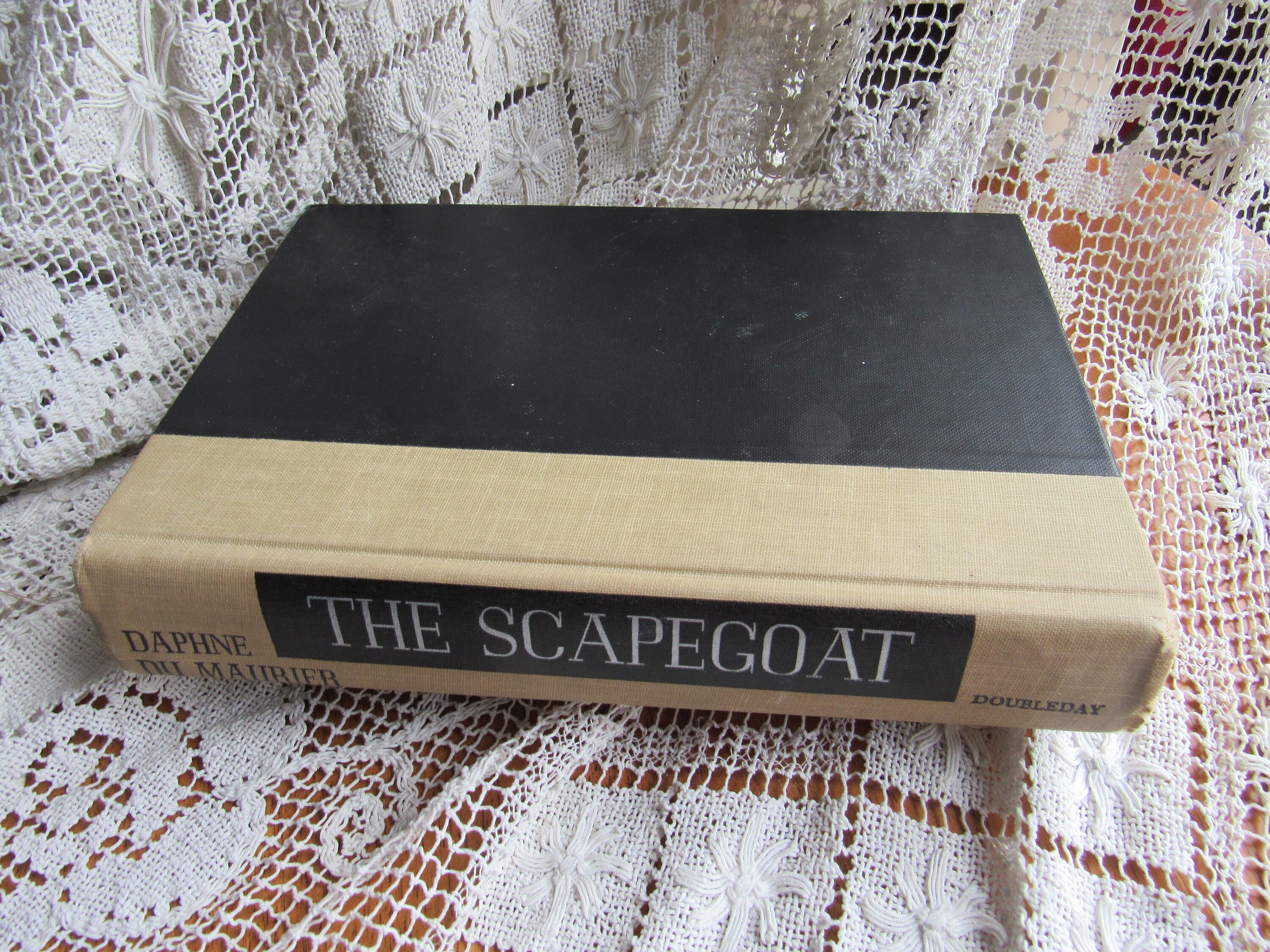 Vintage the Scapegoat Book by Du Maurier - Etsy
