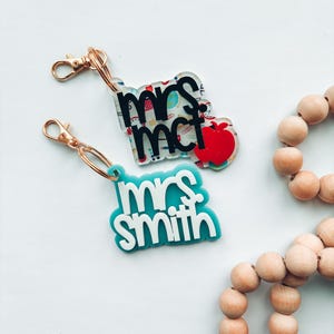 Custom Acrylic Teacher Keychain: Personalized Name Keyring - Etsy