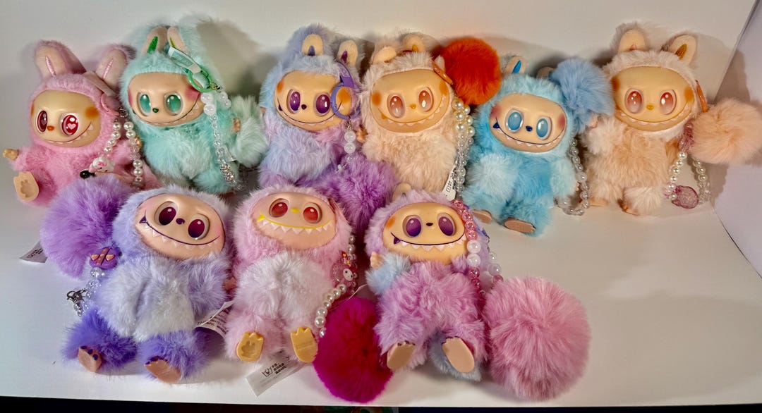 La Bubu Doll Bag Charm: Handmade Beaded Keychain - Etsy