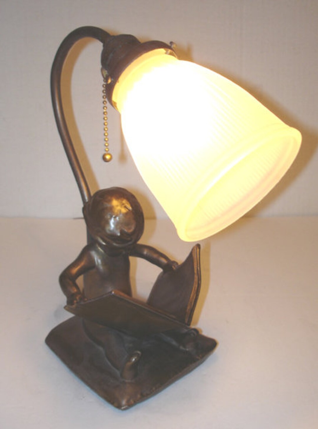 Original 1920s FRANKART L204 Lamp Baby Girl Reading Picture Book - Etsy