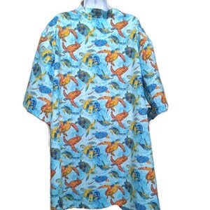 NEW!! Tropical Turtles in Water Medical Scrub Top Nurse Scrubs Hospital ...