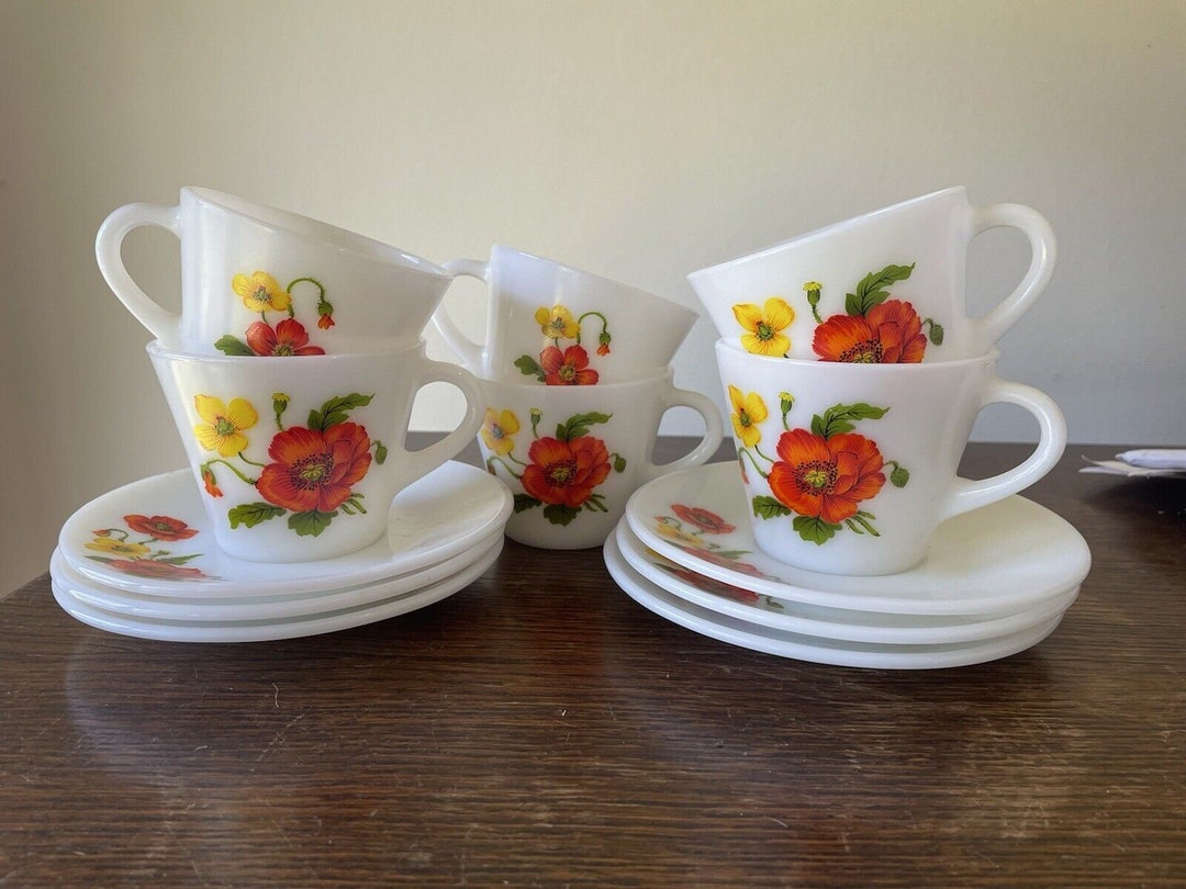 PYREX Jaj Rare Poppy Pattern 6 Tea Cups and Saucers Milkglass - Etsy