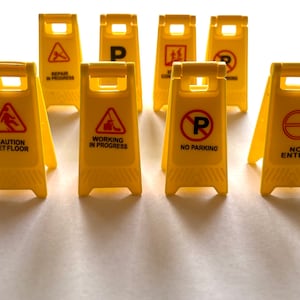 Miniature Warning Sign Mini Floor Caution Sign Yellow Plastic Notice 1/ ...