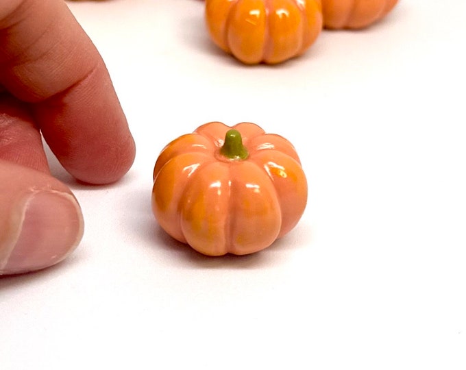 Miniature Pumpkin Halloween 1/6 Scale Resin Dollhouse Miniature Small ...
