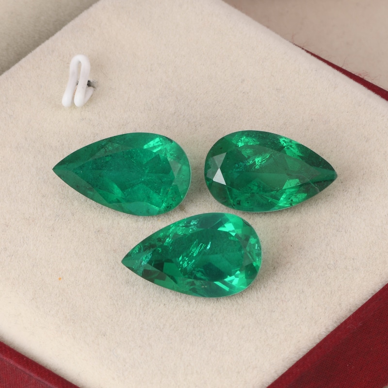 Emerald Quartz - Etsy