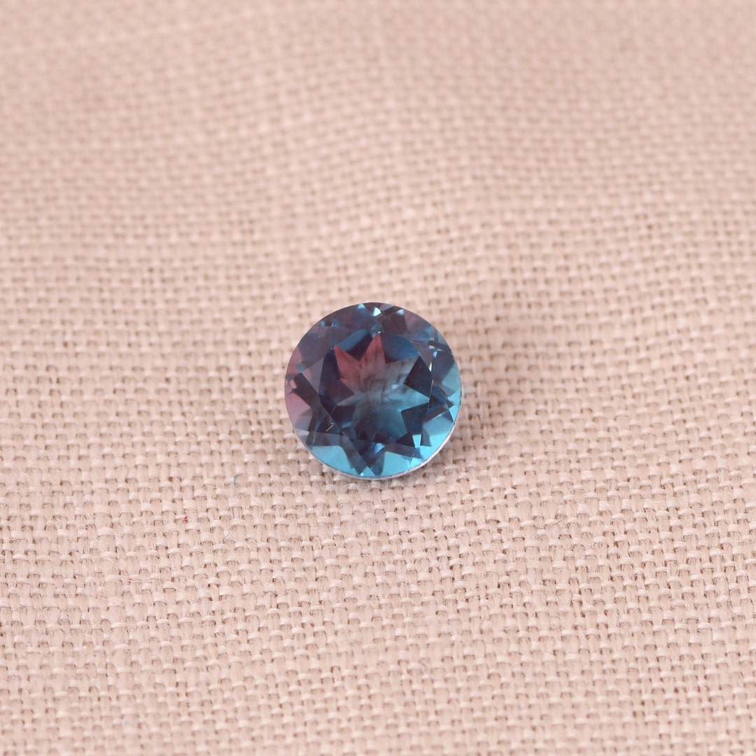 Round Cut Alexandrite Doublet Quartz Gemstone, Round Shape 7mm Faceted ...