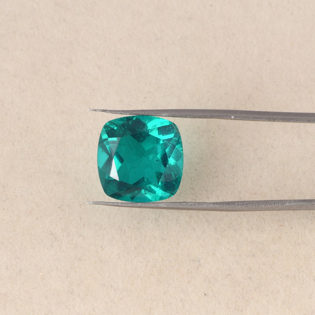 Cushion Cut Doublet Colombian Emerald Quartz Gemstone, Calibrated Loose ...