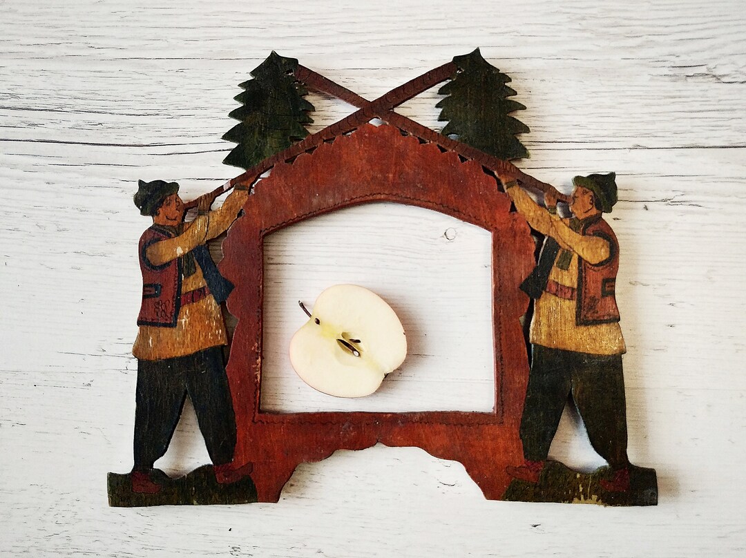 Vintage Photo Frame Ukrainian Wood Picture Frame Wall Mounted Wooden ...